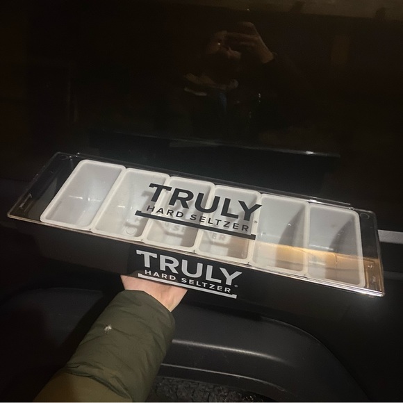 Dining | New Truly Hard Seltzer Plastic Condiment Garnish Holder Tray ...